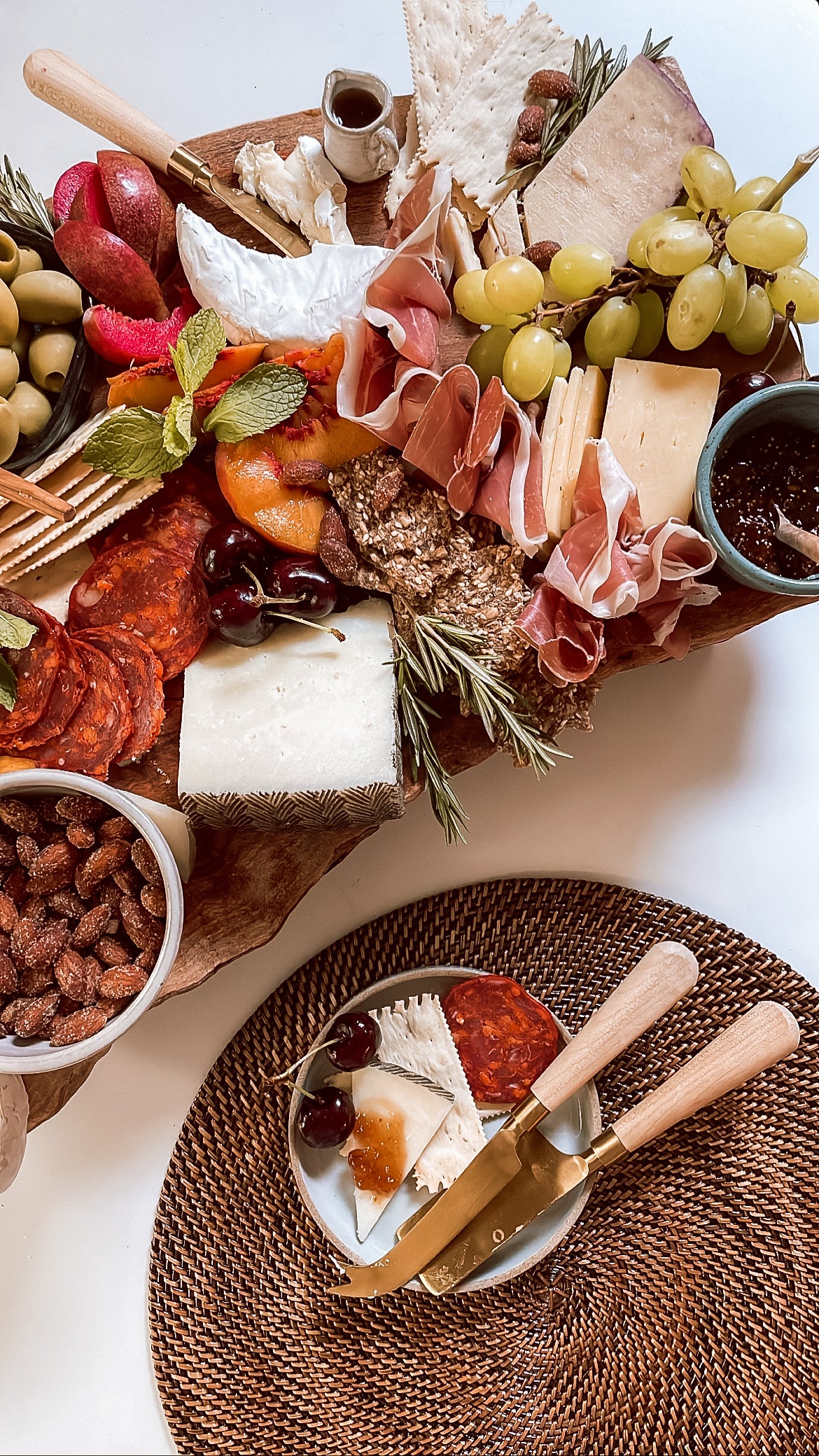 Your Guide to Graze Boards – Gracious Garlands